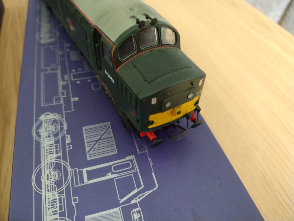 ViTrains V2030 Class 37 D6916 "Great Eastern" BR Green - DCC fitted ...